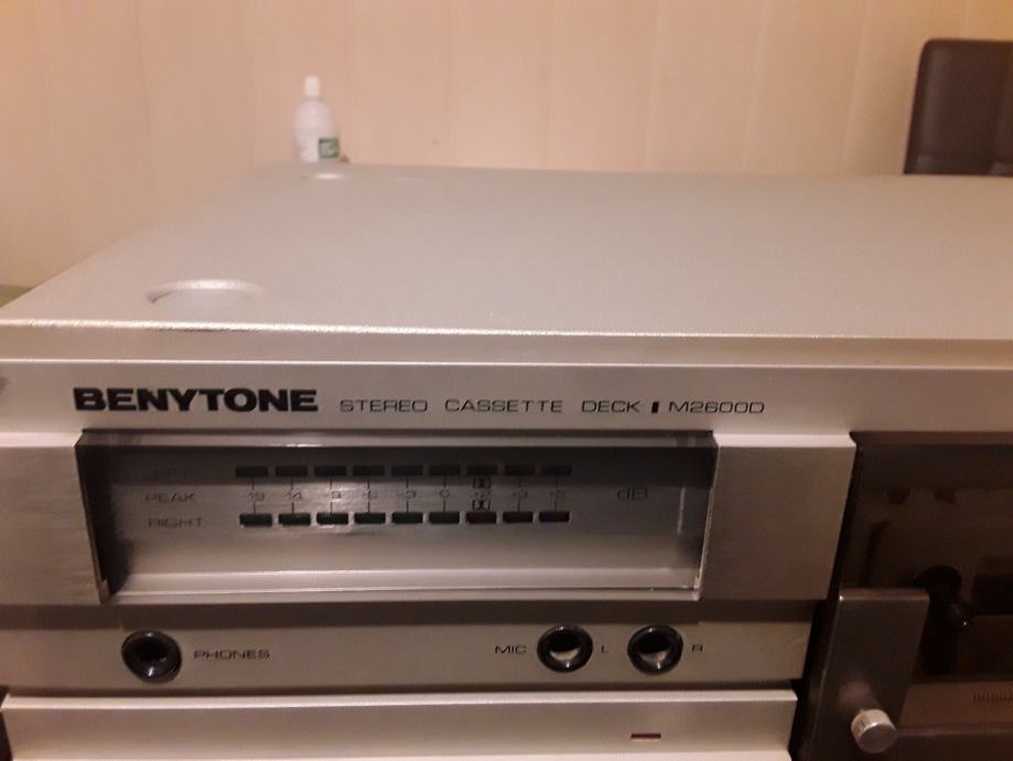 Kasetofon Benytone virtage samo 68e