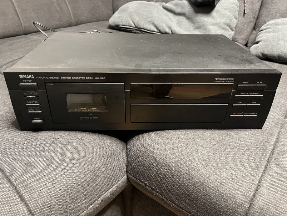 Yamaha KX-690