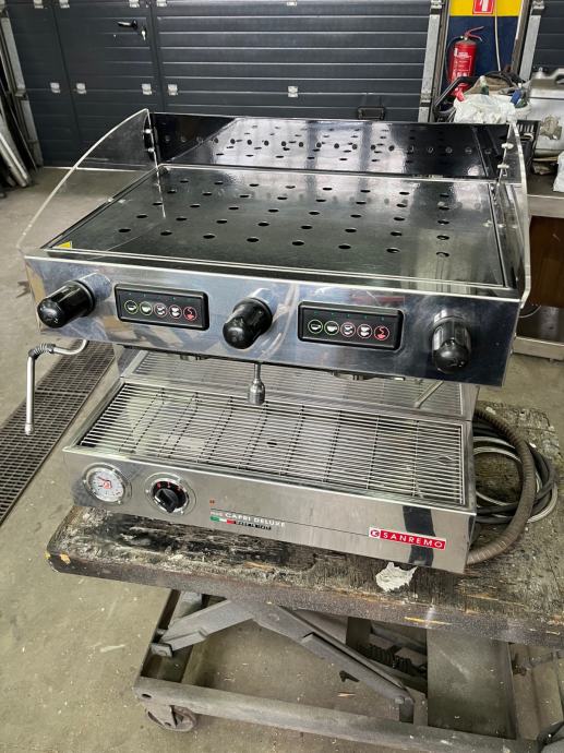 Sanremo Capri Deluxe 2-grupni profesionalni espresso aparat + mlinček