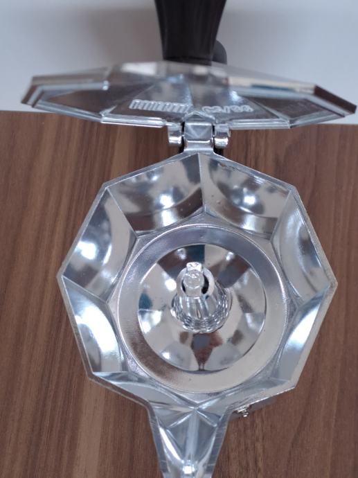 Nova kafetiera Bialetti Moka Express za 3 skodelice