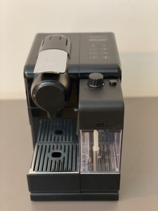 Kavomat DeLonghi Nespresso Lattissima Touch EN 550.B