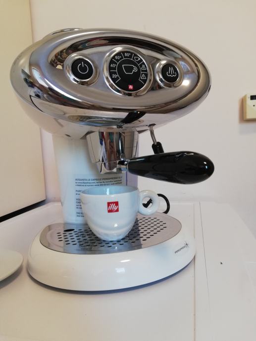 Kavomat Illy X7. 1