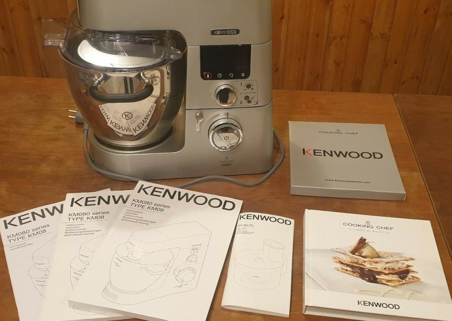 Kuhinjski robot Kenwood Cooking Chef KM080 z dodatki