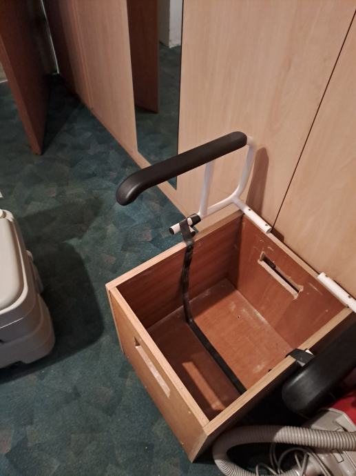 Prenosni kamping wc