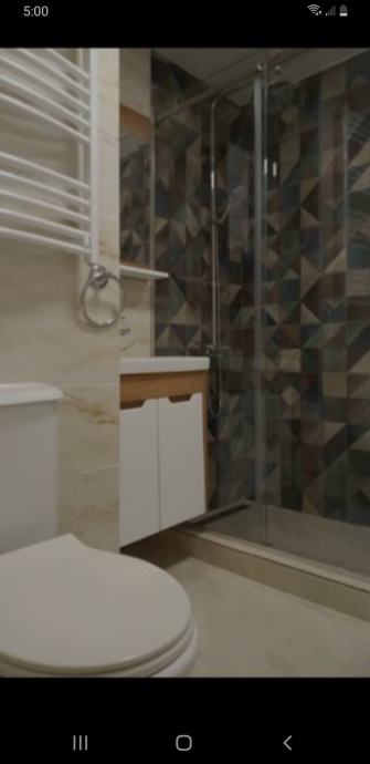 STORITEV: OBNOVA KOPALNIC, KUHINJ