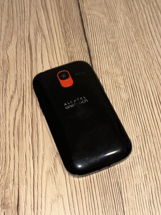 Alcatel OT-2000 mobilni telefon za starejše