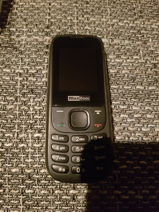 Klasicni mobilni telefon mobitel max com m133