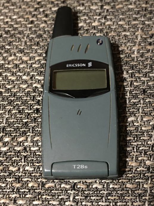 klasični mobilnik mobitel ericsson t28
