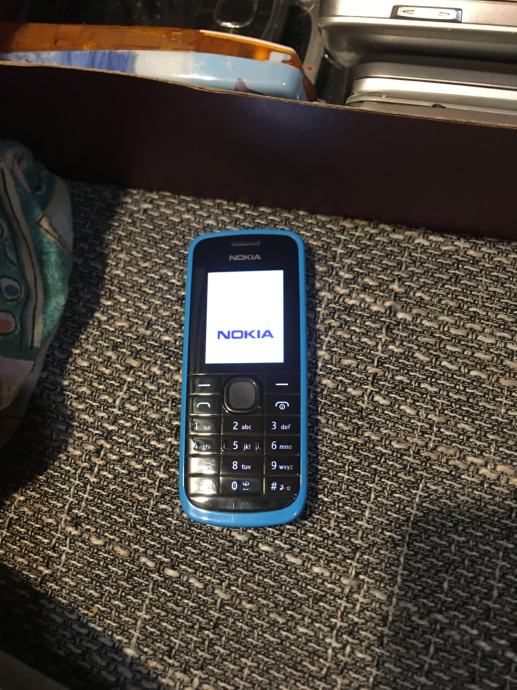 klasični mobilnik mobitel nokia