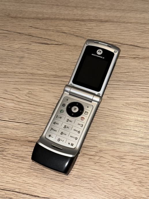 Motorola W375