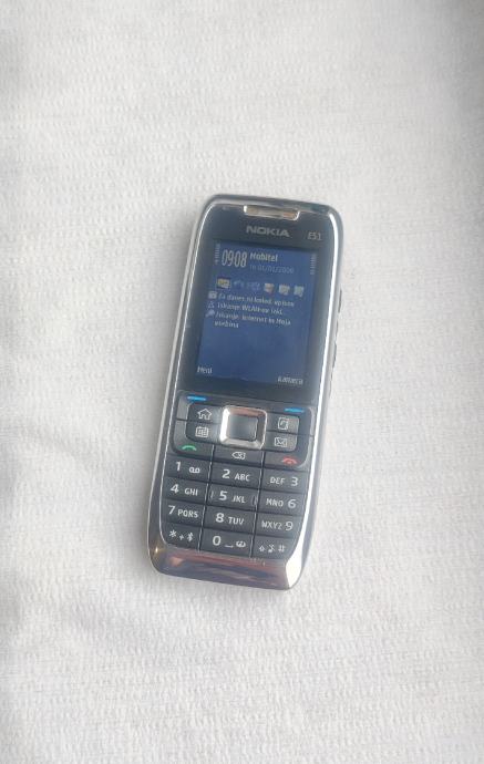 Nokia E51
