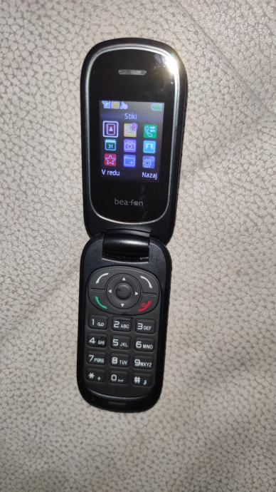 Prodam telefon na preklop, primeren za starejše-Beafon