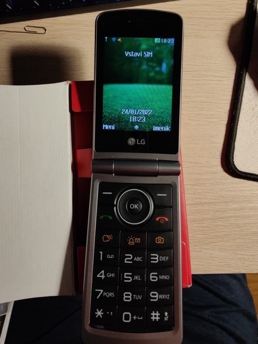 Telefon LG G350 z velikimi tipkami, brezhibno delujoč