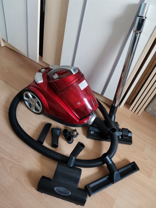 Sesalec Centec Dirt Devil