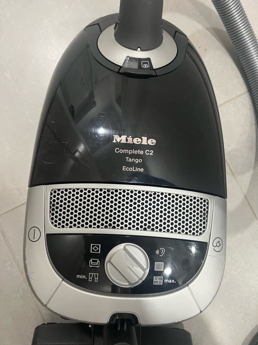 Sesalnik Miele complete c2 tango ecoline