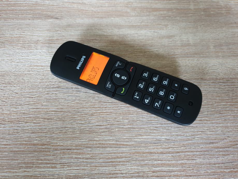 Prenosni telefon Philips CD180