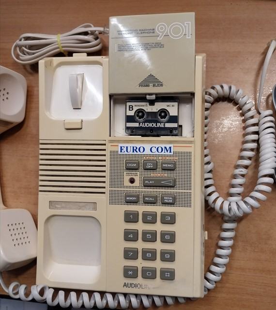 telefon 901 + Panasonic telefon + 4 žilni telefonski kabel
