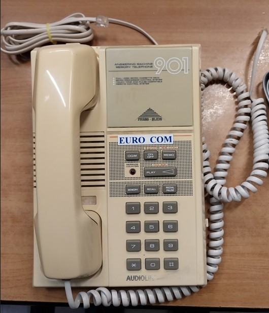 telefon 901 + Panasonic telefon + 4 žilni telefonski kabel
