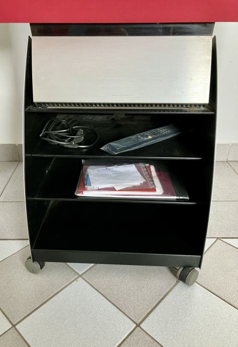 Bang & Olufsen BeoVision 3-32