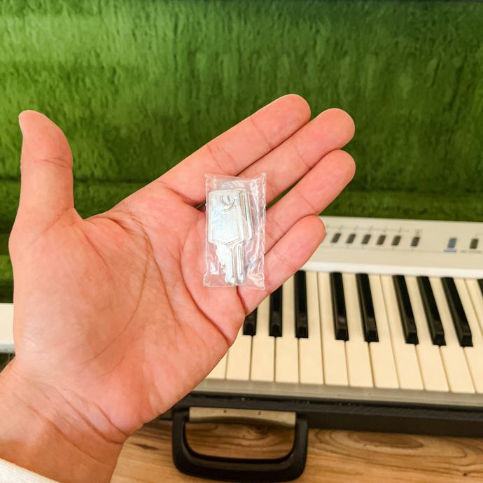 Casio AZ-1 Keytar Vintage (Very rare)