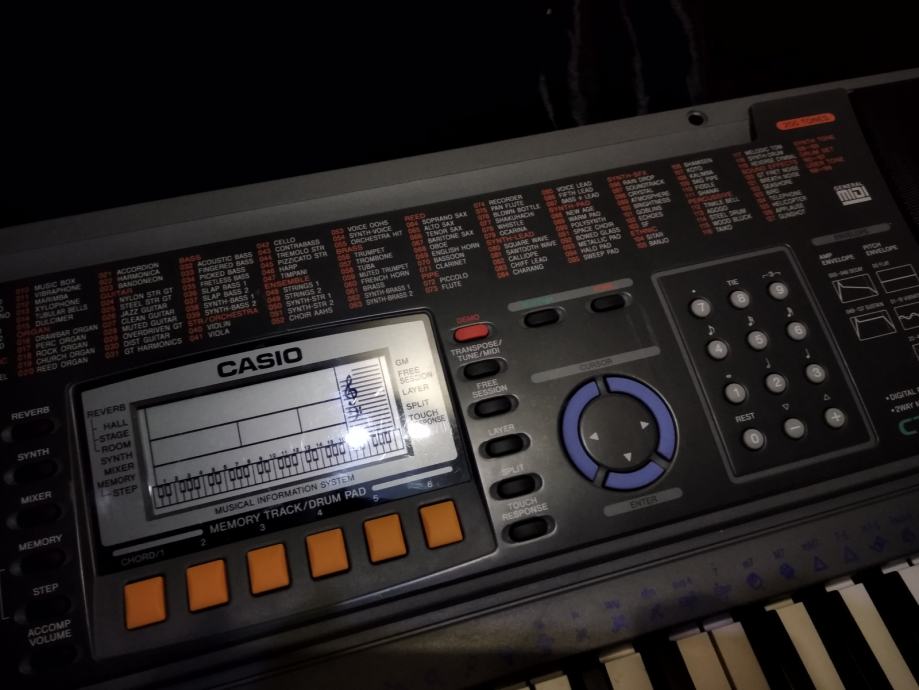 Casio CTK-601 klaviatura tipkovnica keyboard sintesajzer