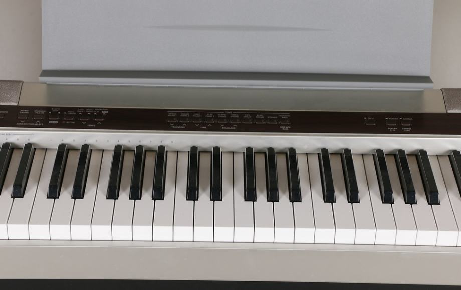 EL. PIANINO CASIO PRIVIA PX-110, 88obtežemih klavirskih tipk