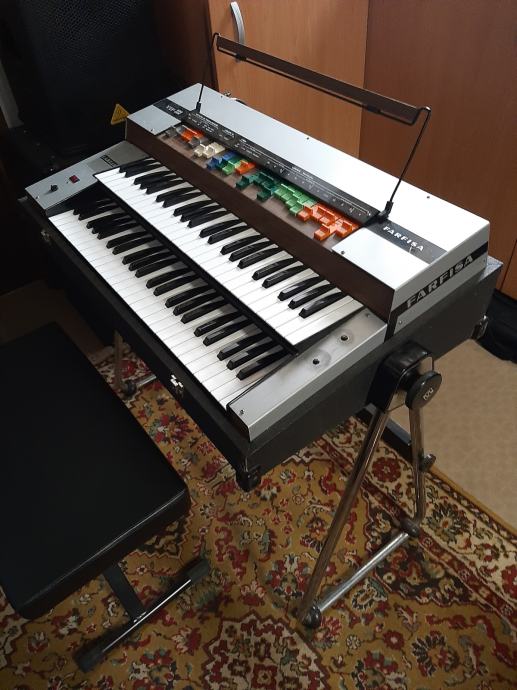 FARFISA VIP233 VINTAGE 1970 ORGLE - MENJAM