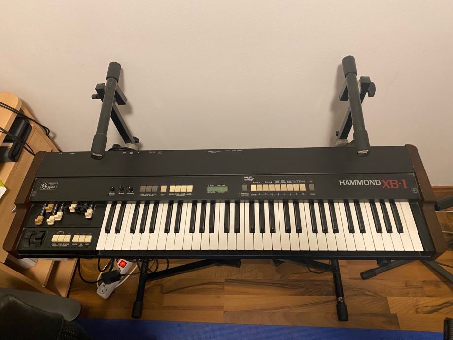 Hammond XB1