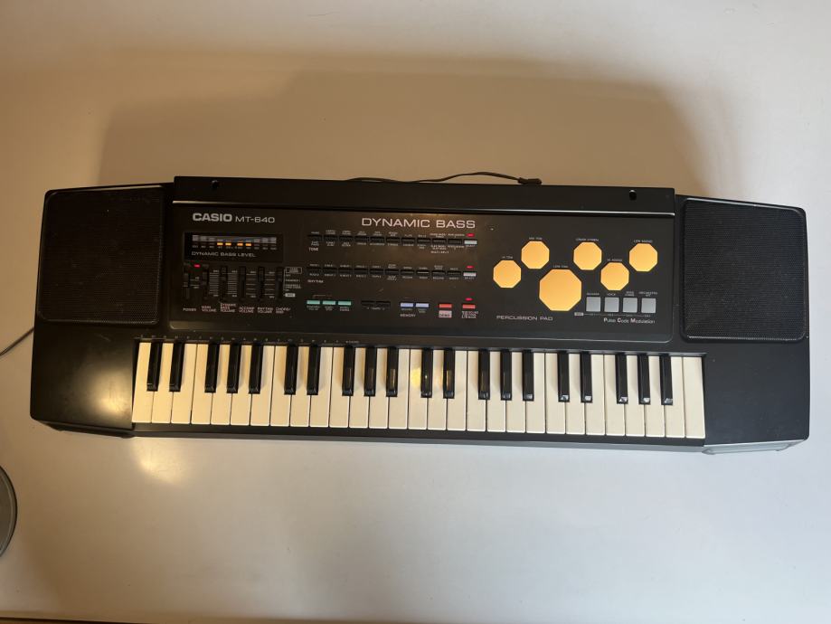 Klaviatura CASIO MT-640-DINAMIC BASS - 210 sound ToneBank