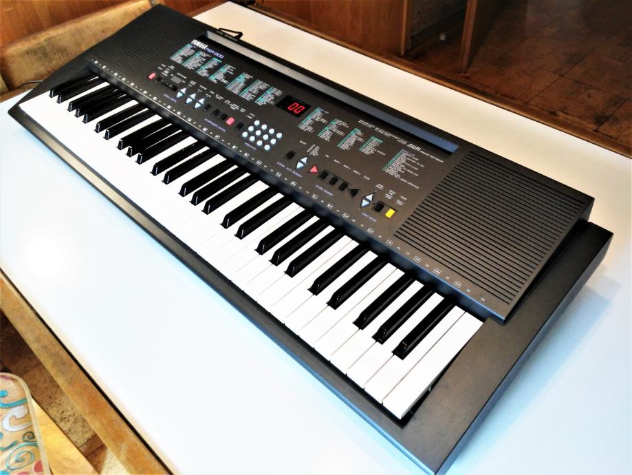 Klaviatura YAMAHA PSR - 200