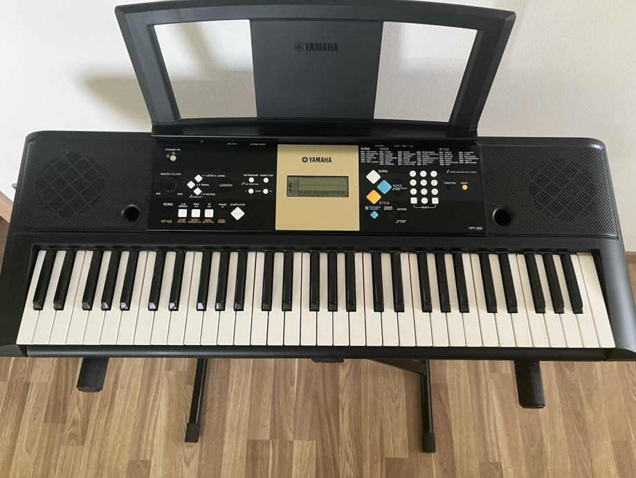Klaviatura Yamaha YPT-220