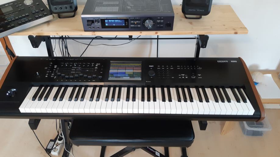 KORG Kronos 2 73