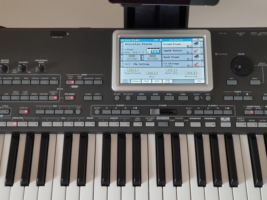 KORG Pa3X Le 76 + Spider Pro stojalo + MUSIKANT kartica