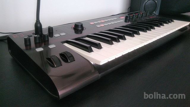 Korg R3 Synth / Vocoder