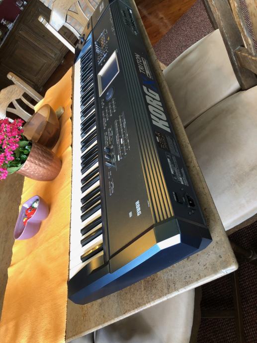 Korg TRITON EXTREME 76 + EXB-MOSS (kot nov!)