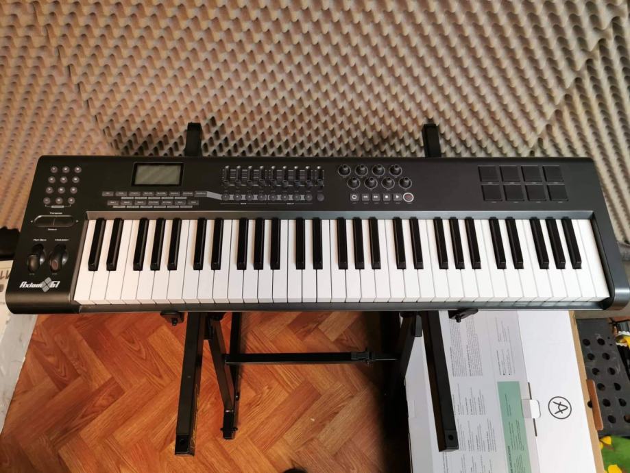 M-AUDIO Axiom 61 midi kontroler