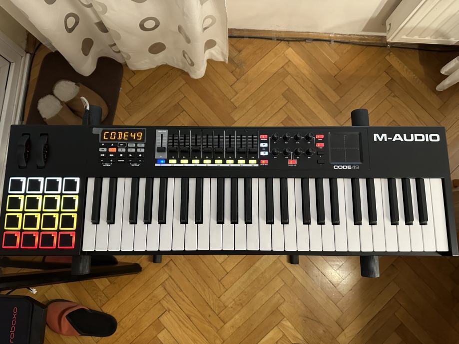 M-Audio CODE 49 - MIDI krmilnik, kot nov