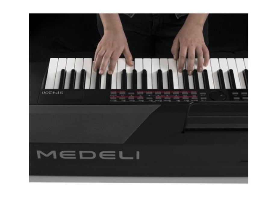 MEDELI SP4200/WH Stage piano digitalni električni klavir