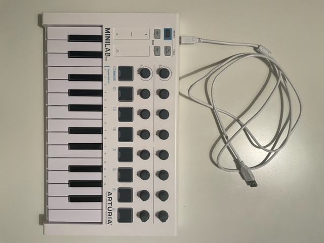 MIDI klaviatura ARTURIA MINILAB