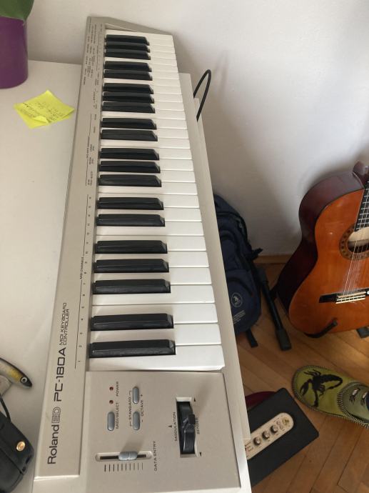 MIDI klaviatura Roland PC180-A