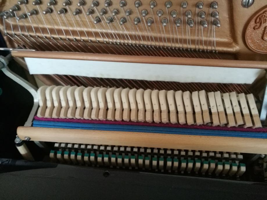 Pianino Bechner