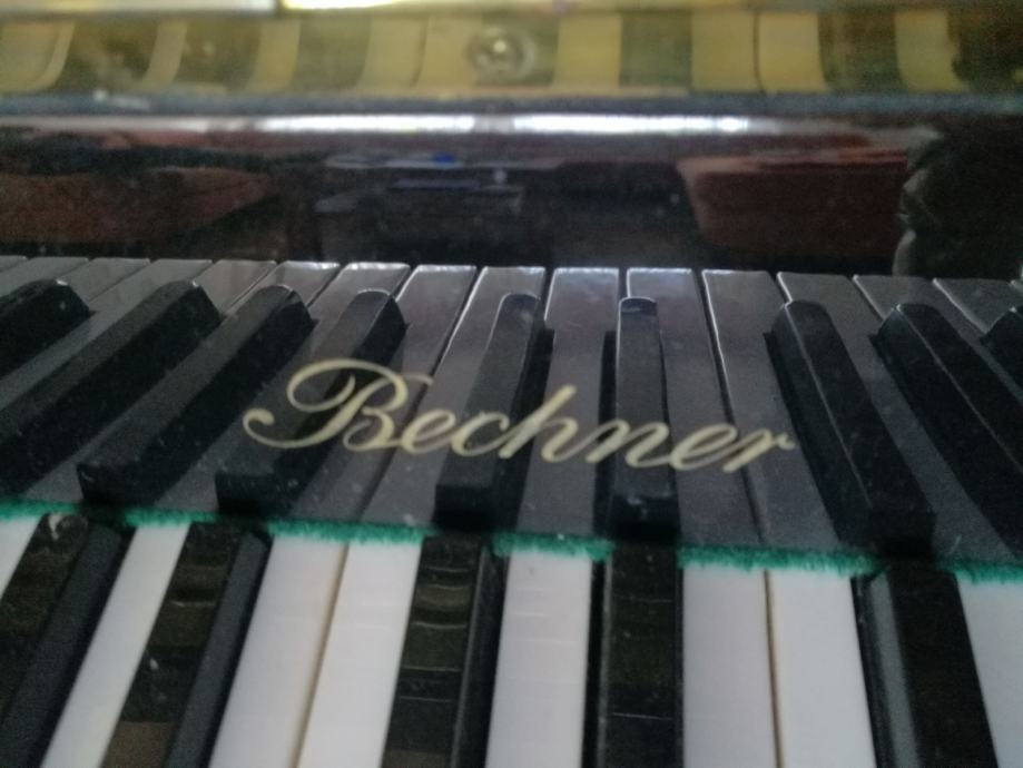 Pianino Bechner