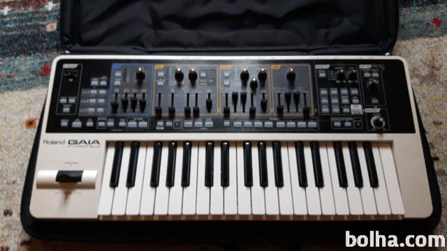 Roland SH-01 Gaia