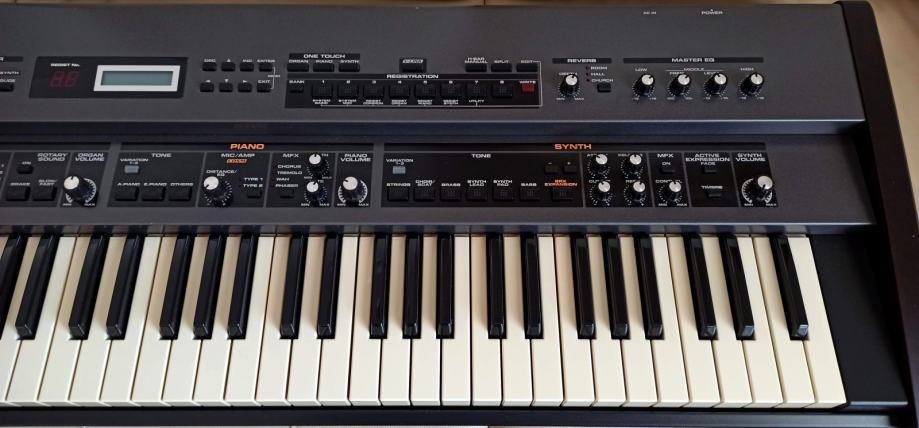 ROLAND VR-760 - legendarna klaviatura, odlična in 100% delujoča