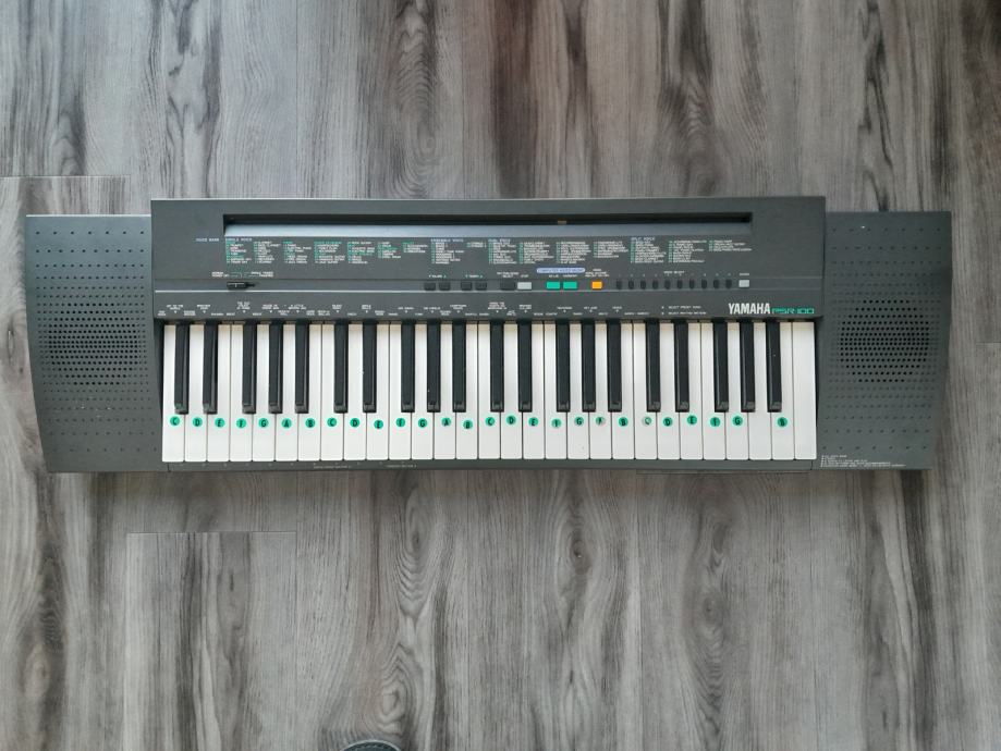 Synthesizer klaviatura Yamaha PSR-100