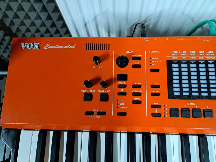 Vox Continental 73 stage keyboard