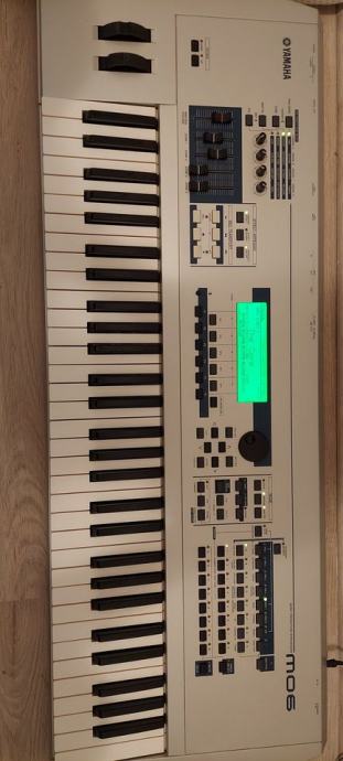 Yamaha M06