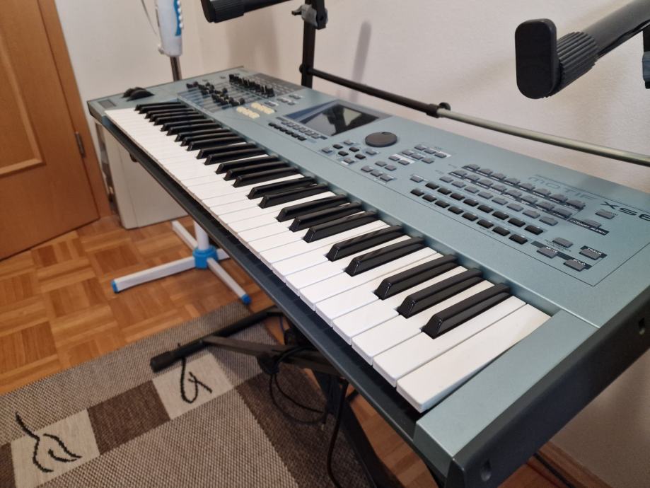 Yamaha Motif XS6