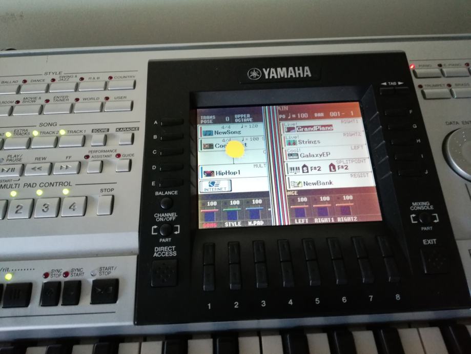 Yamaha psr 3000