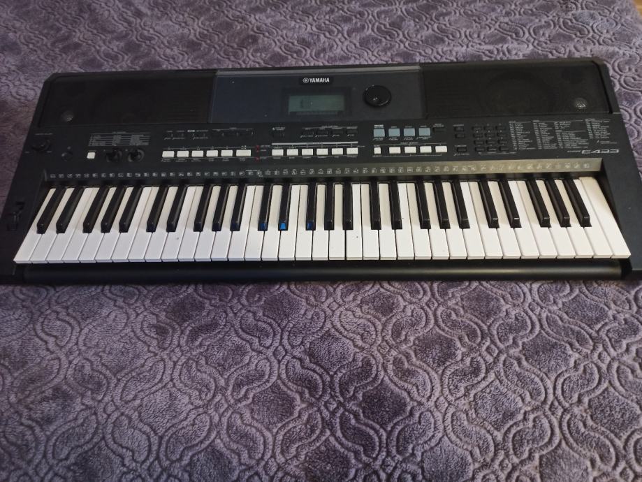 Yamaha PSR E-433
